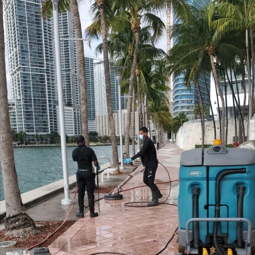 Pressure Washing Services in Miami Lakes FL: Why It's Essential